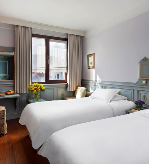 ROOMS & APARTS | Armada Hotel